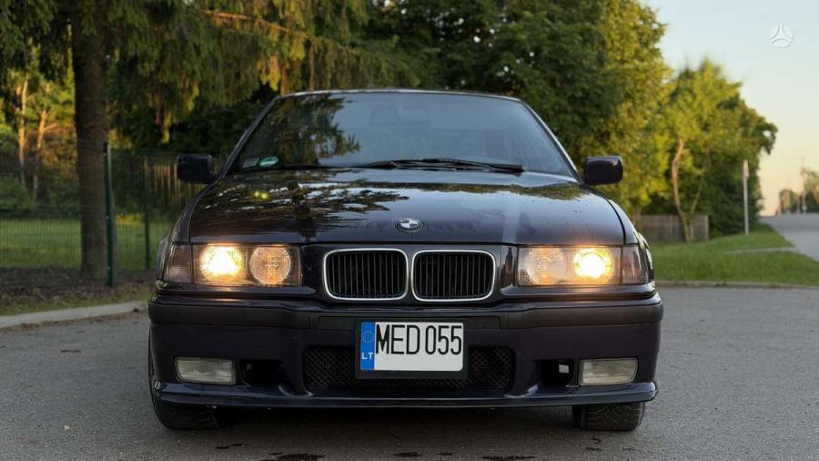 Violets BMW 320 1994 Kauņa, ar dzinēja tilpumu 1.99 L un nobraukumu 213 tūkst. km par 3500 €, foto 5 vietnē AUTOMOTO.COM.LV