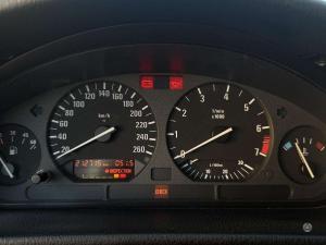 Violets BMW 320 1994 Kauņa, ar dzinēja tilpumu 1.99 L un nobraukumu 213 tūkst. km par 3500 €, foto 13 vietnē AUTOMOTO.COM.LV