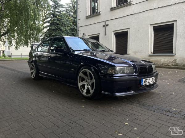 Фиолетовый БМВ 320 1996 в Ионава, объемом двигателя 2.00 л и пробегом 352 тыс. км за 4999 €, фото 9 на AUTOMOTO.COM.LV