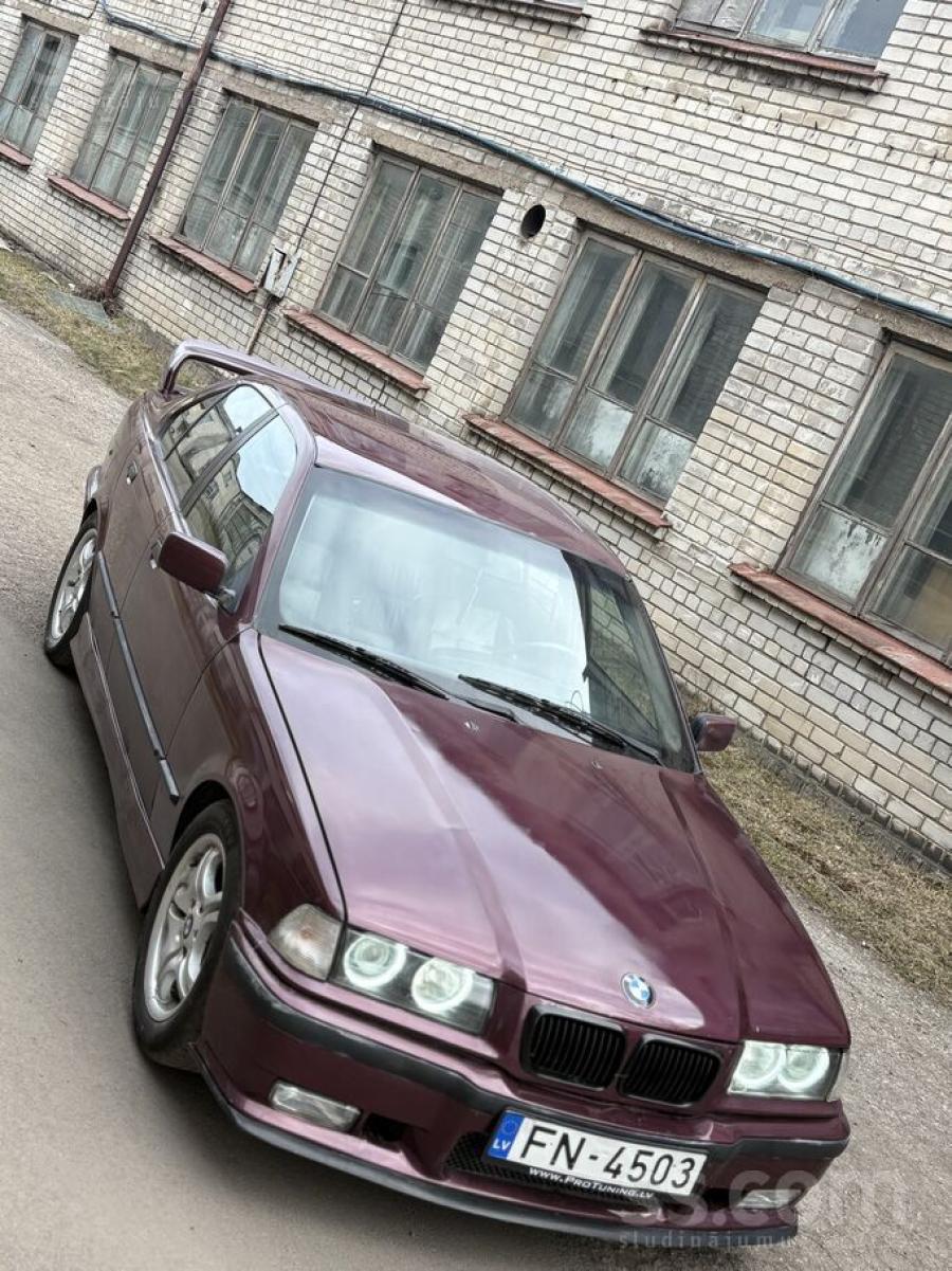 Violets BMW 320 1996 Liepāja, ar dzinēja tilpumu 2.00 L un nobraukumu 398 tūkst. km par 3300 €, foto 4 vietnē AUTOMOTO.COM.LV