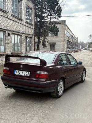 Violets BMW 320 1996 Liepāja, ar dzinēja tilpumu 2.00 L un nobraukumu 398 tūkst. km par 3300 €, foto 10 vietnē AUTOMOTO.COM.LV