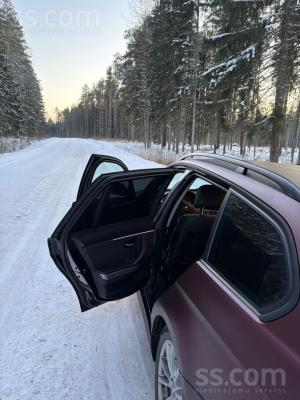 Фиолетовый БМВ 320 2008 в Екабпилс, объемом двигателя 2.00 л и пробегом 346 тыс. км за 4100 €, фото 7 на AUTOMOTO.COM.LV