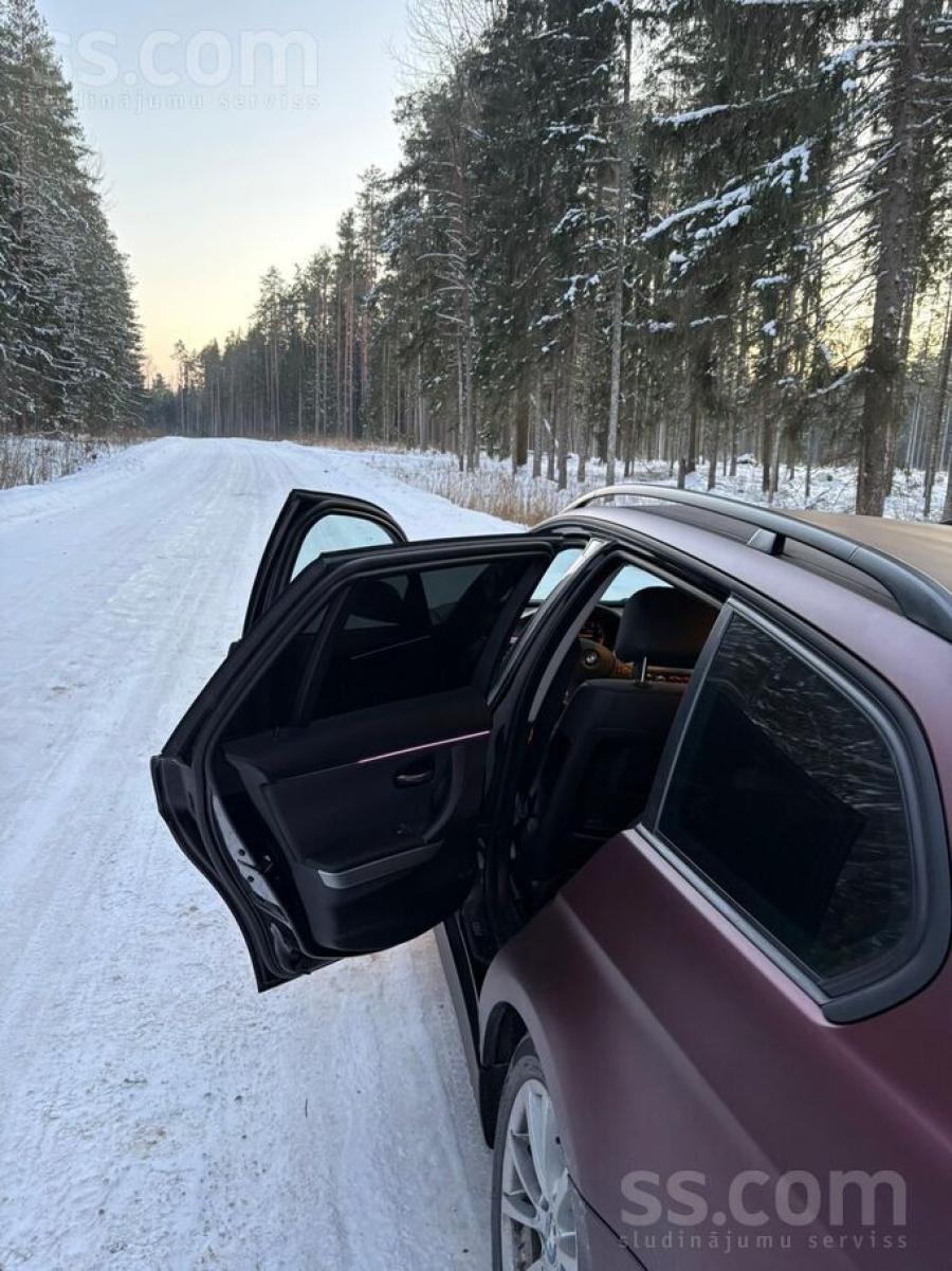 Фиолетовый БМВ 320 2008 в Екабпилс, объемом двигателя 2.00 л и пробегом 346 тыс. км за 4100 €, фото 7 на AUTOMOTO.COM.LV