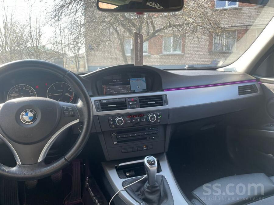 Фиолетовый БМВ 320 2008 в Екабпилс, объемом двигателя 2.00 л и пробегом 346 тыс. км за 4100 €, фото 9 на AUTOMOTO.COM.LV