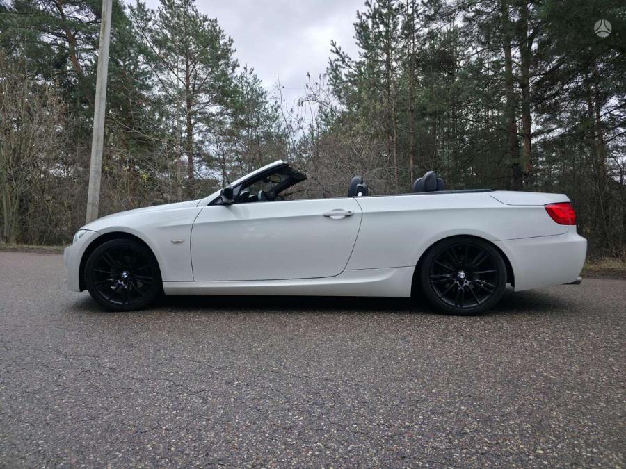 Balts BMW 320 2010 Kauņa, ar dzinēja tilpumu 2.00 L un nobraukumu 260 tūkst. km par 8500 €, foto 3 vietnē AUTOMOTO.COM.LV