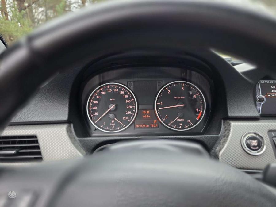 Balts BMW 320 2010 Kauņa, ar dzinēja tilpumu 2.00 L un nobraukumu 260 tūkst. km par 8500 €, foto 13 vietnē AUTOMOTO.COM.LV