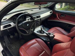 White BMW 320 2010 in Marijampole, with an engine capacity of 2.00 L and mileage of 290 thousand km for 6800 €, photo 9 on AUTOMOTO.COM.LV