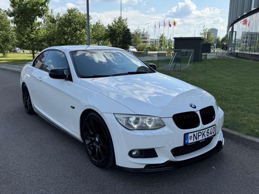 Balts BMW 320 2010 Viļņa, ar dzinēja tilpumu 2.00 L un nobraukumu 303 tūkst. km par 9999 €, foto 13 vietnē AUTOMOTO.COM.LV
