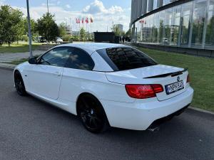 Balts BMW 320 2010 Viļņa, ar dzinēja tilpumu 2.00 L un nobraukumu 303 tūkst. km par 9999 €, foto 14 vietnē AUTOMOTO.COM.LV