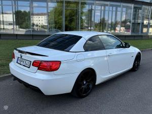 Balts BMW 320 2010 Viļņa, ar dzinēja tilpumu 2.00 L un nobraukumu 303 tūkst. km par 9999 €, foto 16 vietnē AUTOMOTO.COM.LV