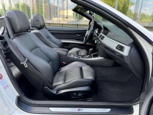 Balts BMW 320 2010 Viļņa, ar dzinēja tilpumu 2.00 L un nobraukumu 303 tūkst. km par 9999 €, foto 20 vietnē AUTOMOTO.COM.LV