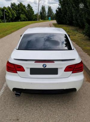 Balts BMW 320 2010 Jonava, ar dzinēja tilpumu 2.00 L un nobraukumu 268 tūkst. km par 9000 €, foto 24 vietnē AUTOMOTO.COM.LV