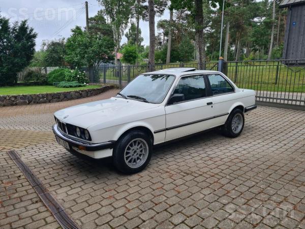 Balts BMW 320 1986 Talsi, ar dzinēja tilpumu 2.00 L un nobraukumu 226 tūkst. km par 9000 €, foto 3 vietnē AUTOMOTO.COM.LV