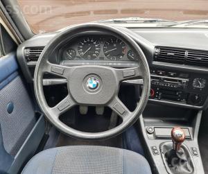 Белый БМВ 320 1986 в Талси, объемом двигателя 2.00 л и пробегом 226 тыс. км за 9000 €, фото 8 на AUTOMOTO.COM.LV