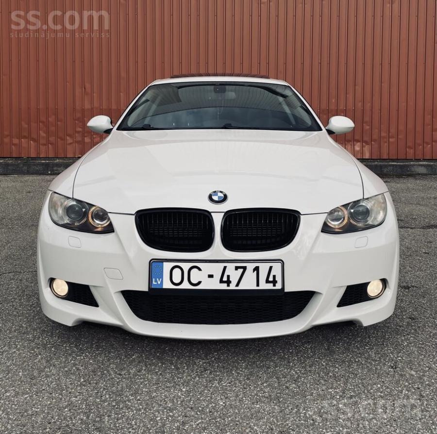 White BMW 320 2008 in Preili, with an engine capacity of 2.00 L and mileage of 347 thousand km for 7900 €, photo 4 on AUTOMOTO.COM.LV
