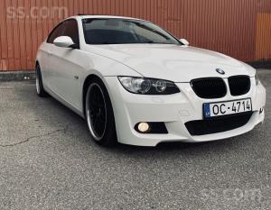 White BMW 320 2008 in Preili, with an engine capacity of 2.00 L and mileage of 347 thousand km for 7900 €, photo 6 on AUTOMOTO.COM.LV