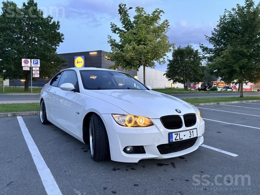 Balts BMW 320 2008 Preiļi, ar dzinēja tilpumu 2.00 L un nobraukumu 347 tūkst. km par 7600 €, foto 2 vietnē AUTOMOTO.COM.LV