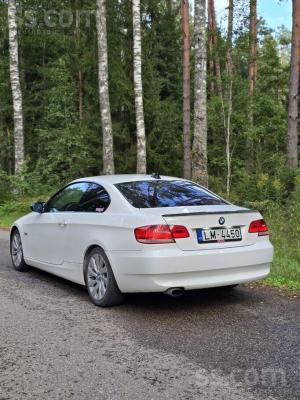 Balts BMW 320 2008 Rīga, ar dzinēja tilpumu 2.00 L un nobraukumu 251 tūkst. km par 5700 €, foto 5 vietnē AUTOMOTO.COM.LV