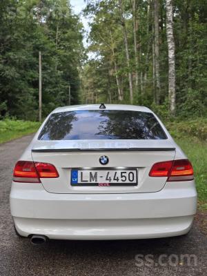 Balts BMW 320 2008 Rīga, ar dzinēja tilpumu 2.00 L un nobraukumu 251 tūkst. km par 5700 €, foto 6 vietnē AUTOMOTO.COM.LV