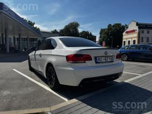 Balts BMW 320 2009 Rīga, ar dzinēja tilpumu 2.00 L un nobraukumu 280 tūkst. km par 6200 €, foto  vietnē AUTOMOTO.COM.LV