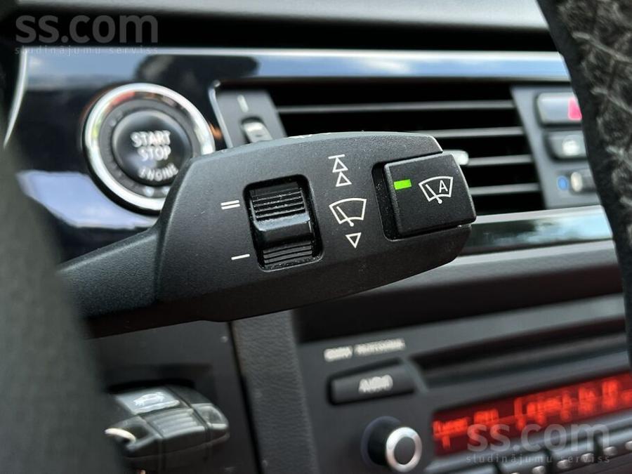 Balts BMW 320 2010 Cēsis, ar dzinēja tilpumu 2.00 L un nobraukumu 331 tūkst. km par 6650 €, foto 25 vietnē AUTOMOTO.COM.LV
