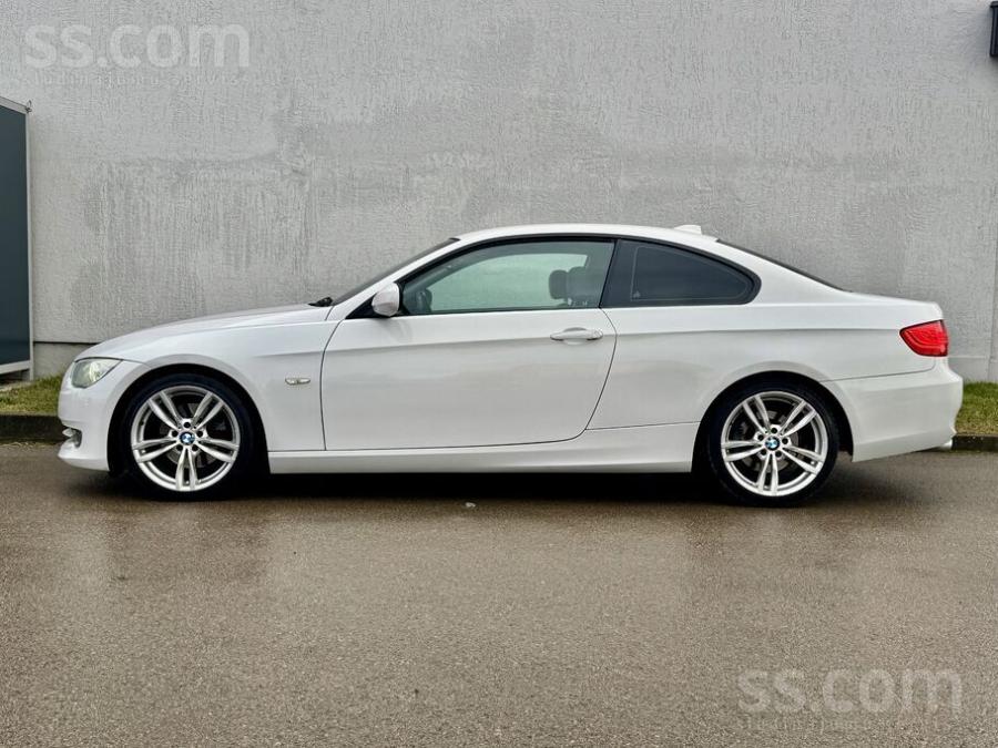 Balts BMW 320 2011 Jelgava, ar dzinēja tilpumu 2.00 L un nobraukumu 0 tūkst. km par 8550 €, foto 4 vietnē AUTOMOTO.COM.LV
