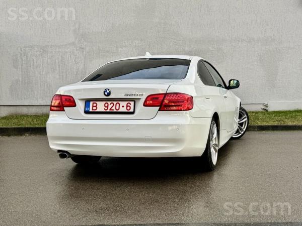 Balts BMW 320 2011 Jelgava, ar dzinēja tilpumu 2.00 L un nobraukumu 0 tūkst. km par 8550 €, foto 6 vietnē AUTOMOTO.COM.LV