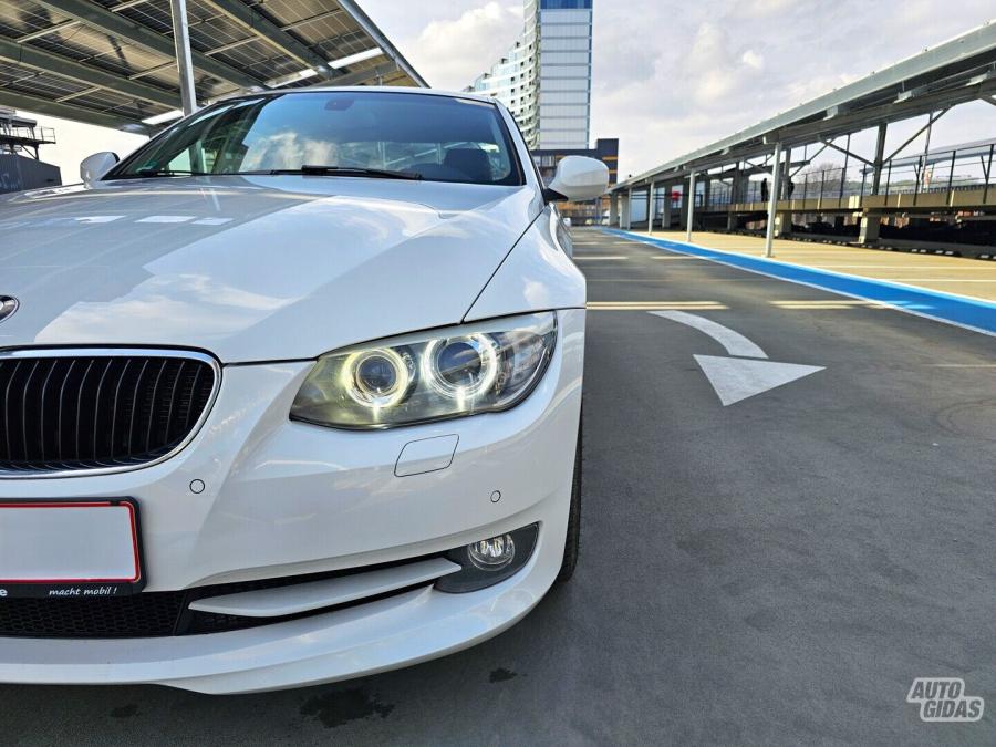 Balts BMW 320 2011 Viļņa, ar dzinēja tilpumu 2.00 L un nobraukumu 331 tūkst. km par 7900 €, foto 14 vietnē AUTOMOTO.COM.LV