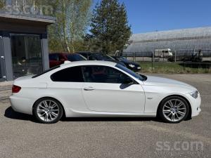 Balts BMW 320 2012 Valmiera, ar dzinēja tilpumu 2.00 L un nobraukumu 359 tūkst. km par 8900 €, foto 3 vietnē AUTOMOTO.COM.LV