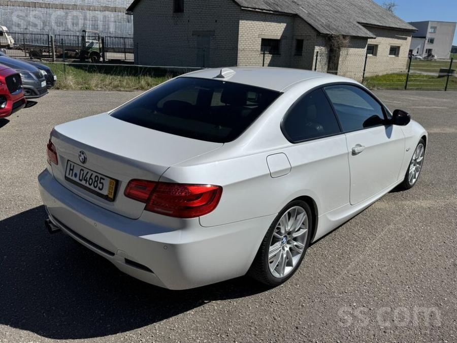Balts BMW 320 2012 Valmiera, ar dzinēja tilpumu 2.00 L un nobraukumu 359 tūkst. km par 8900 €, foto 4 vietnē AUTOMOTO.COM.LV