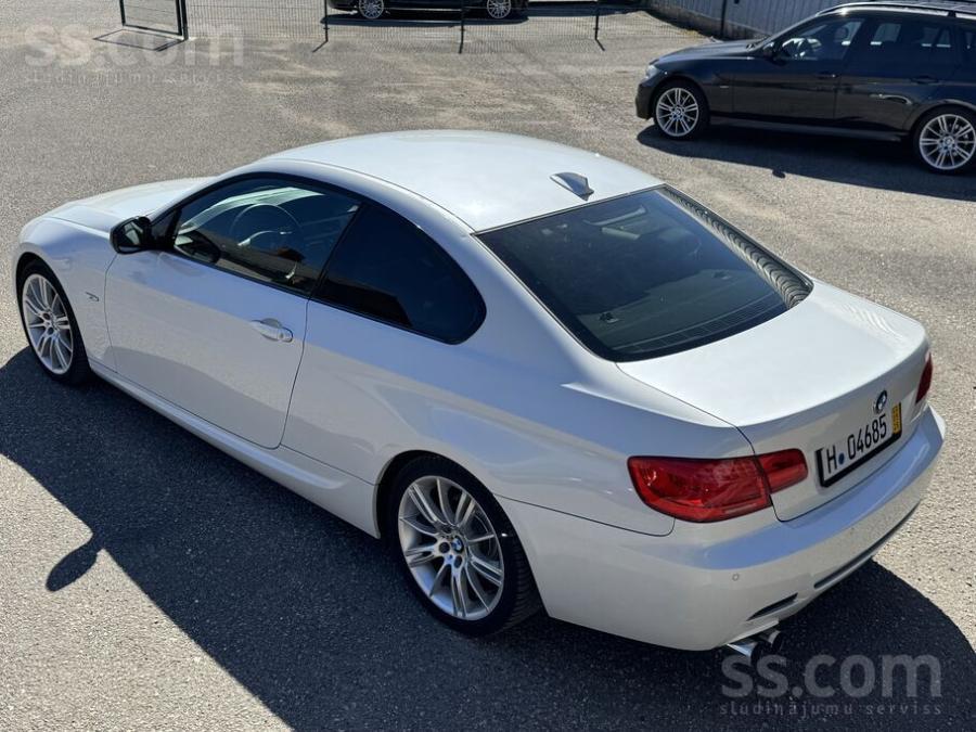 Balts BMW 320 2012 Valmiera, ar dzinēja tilpumu 2.00 L un nobraukumu 359 tūkst. km par 8900 €, foto 6 vietnē AUTOMOTO.COM.LV