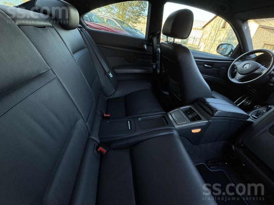 Balts BMW 320 2012 Valmiera, ar dzinēja tilpumu 2.00 L un nobraukumu 359 tūkst. km par 8900 €, foto 14 vietnē AUTOMOTO.COM.LV