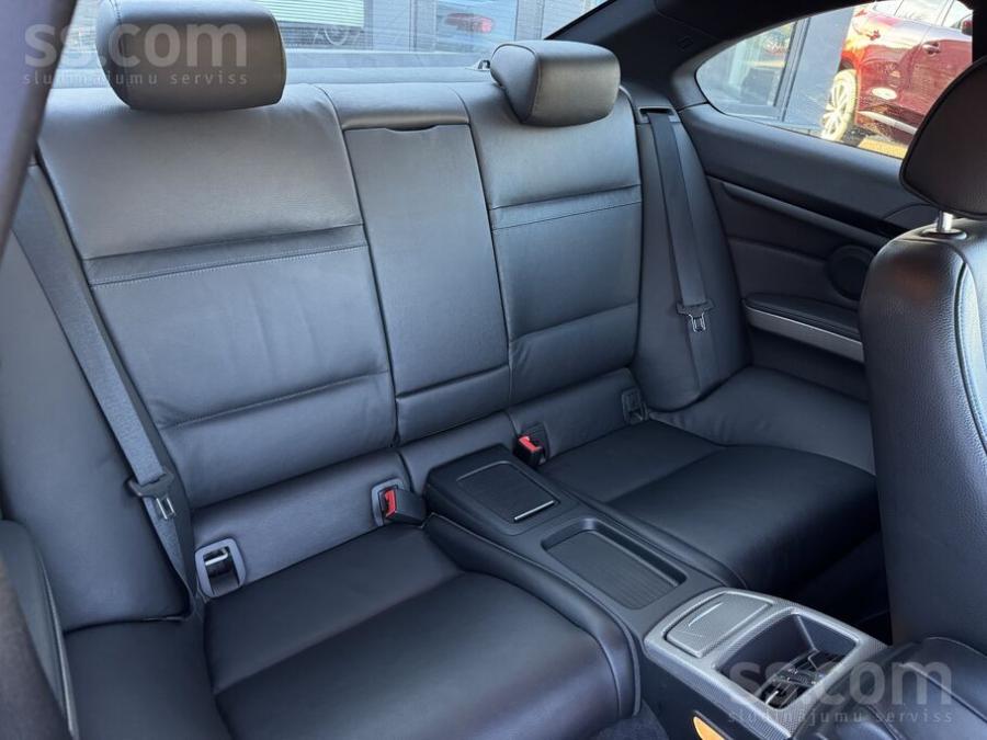 Balts BMW 320 2012 Valmiera, ar dzinēja tilpumu 2.00 L un nobraukumu 359 tūkst. km par 8900 €, foto 15 vietnē AUTOMOTO.COM.LV