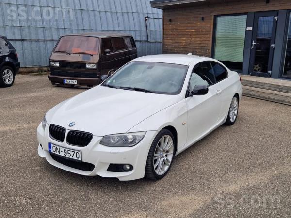 Balts BMW 320 2012 Valmiera, ar dzinēja tilpumu 2.00 L un nobraukumu 359 tūkst. km par 8700 €, foto 1 vietnē AUTOMOTO.COM.LV