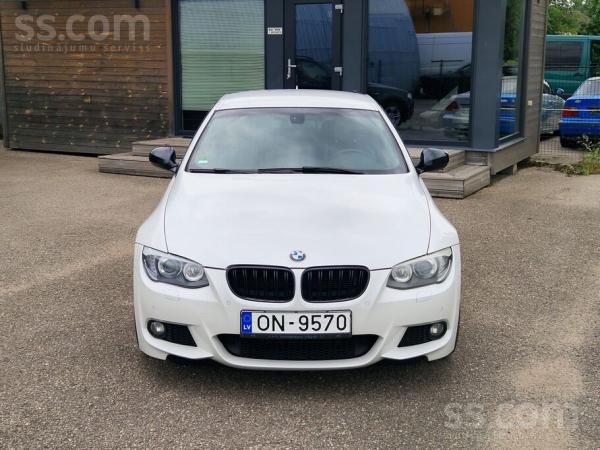 Balts BMW 320 2012 Valmiera, ar dzinēja tilpumu 2.00 L un nobraukumu 359 tūkst. km par 8700 €, foto 8 vietnē AUTOMOTO.COM.LV