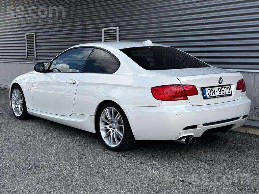 Balts BMW 320 2012 Rīga, ar dzinēja tilpumu 2.00 L un nobraukumu 361 tūkst. km par 8400 €, foto 4 vietnē AUTOMOTO.COM.LV