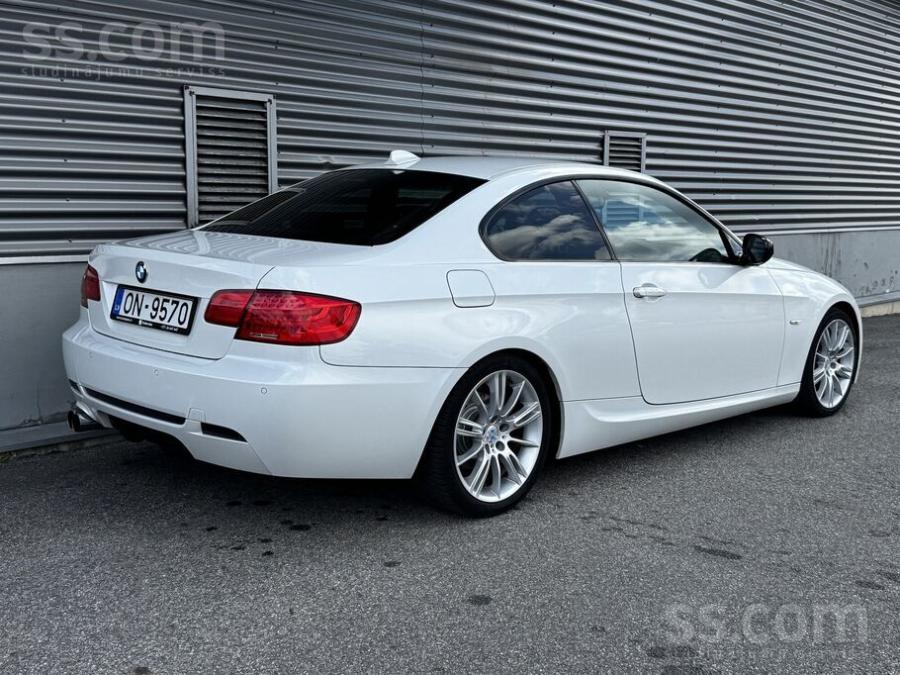 Balts BMW 320 2012 Rīga, ar dzinēja tilpumu 2.00 L un nobraukumu 361 tūkst. km par 8400 €, foto 6 vietnē AUTOMOTO.COM.LV