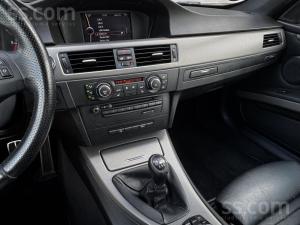 Balts BMW 320 2012 Rīga, ar dzinēja tilpumu 2.00 L un nobraukumu 361 tūkst. km par 8400 €, foto 19 vietnē AUTOMOTO.COM.LV