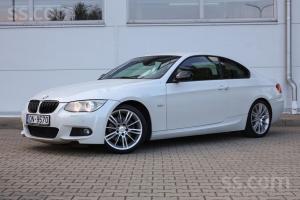 White BMW 320 2012 in Riga, with an engine capacity of 2.00 L and mileage of 361 thousand km for 6995 €, photo  on AUTOMOTO.COM.LV
