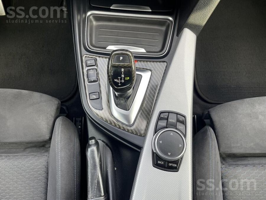 Balts BMW 320 2015 Rīga, ar dzinēja tilpumu 2.00 L un nobraukumu 131 tūkst. km par 12490 €, foto 25 vietnē AUTOMOTO.COM.LV