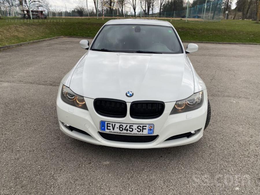 White BMW 320 2011 in Rezekne, with an engine capacity of 2.00 L and mileage of 0 thousand km for 6200 €, photo 4 on AUTOMOTO.COM.LV