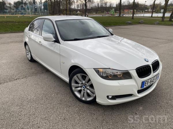 Balts BMW 320 2011 Rēzekne, ar dzinēja tilpumu 2.00 L un nobraukumu 0 tūkst. km par 6200 €, foto 4 vietnē AUTOMOTO.COM.LV