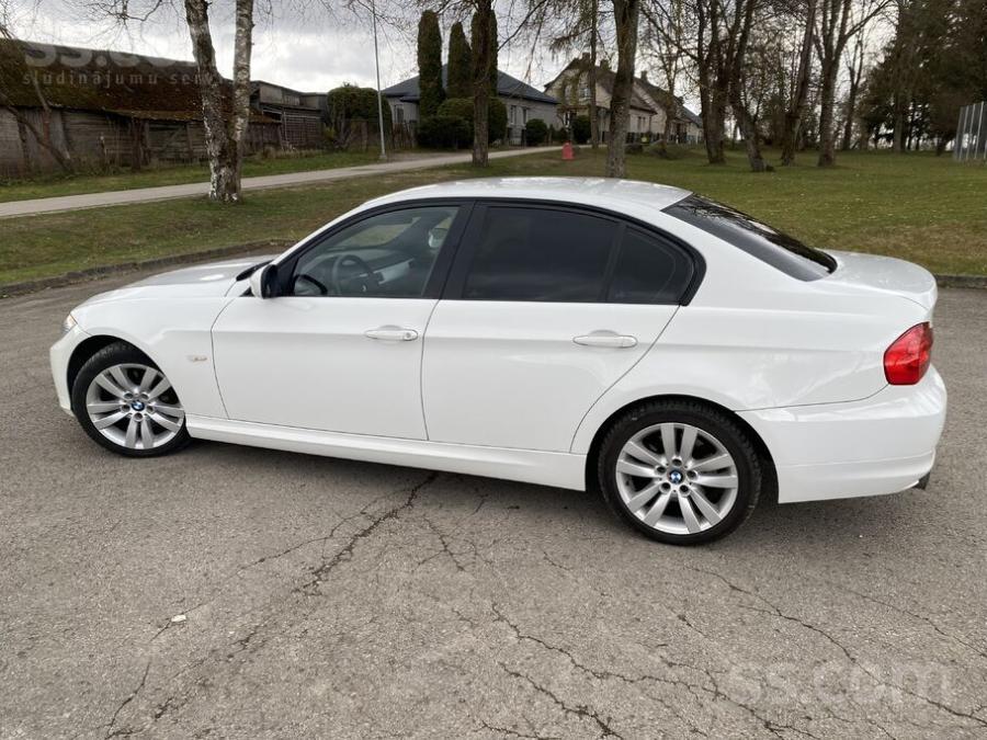 White BMW 320 2011 in Rezekne, with an engine capacity of 2.00 L and mileage of 0 thousand km for 6200 €, photo 6 on AUTOMOTO.COM.LV