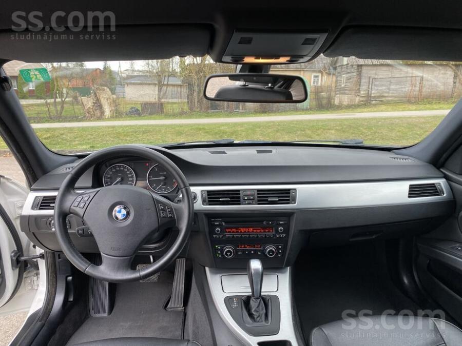 White BMW 320 2011 in Rezekne, with an engine capacity of 2.00 L and mileage of 0 thousand km for 6200 €, photo 14 on AUTOMOTO.COM.LV