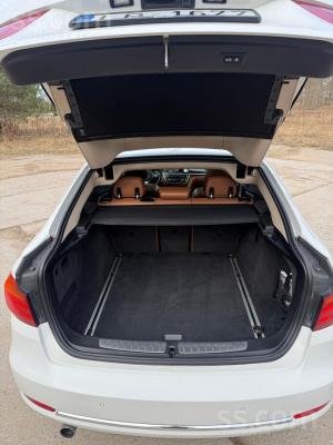 White BMW 320 2014 in Riga, with an engine capacity of 2.00 L and mileage of 352 thousand km for 10750 €, photo 7 on AUTOMOTO.COM.LV