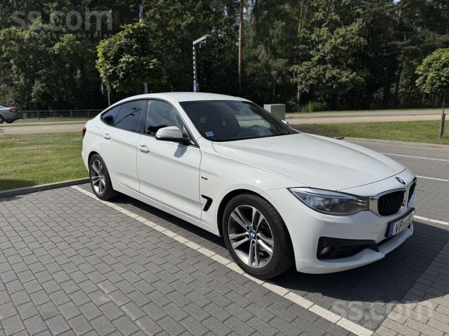 White BMW 320 2015 in Riga, with an engine capacity of 2.00 L and mileage of 199 thousand km for 11900 €, photo 3 on AUTOMOTO.COM.LV