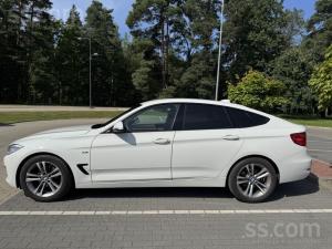 White BMW 320 2015 in Riga, with an engine capacity of 2.00 L and mileage of 199 thousand km for 11900 €, photo 10 on AUTOMOTO.COM.LV