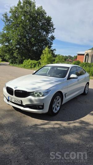 White BMW 320 2015 in Riga, with an engine capacity of 2.00 L and mileage of 181 thousand km for 11999 €, photo 3 on AUTOMOTO.COM.LV