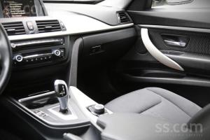 White BMW 320 2015 in Riga, with an engine capacity of 2.00 L and mileage of 183 thousand km for 12495 €, photo 9 on AUTOMOTO.COM.LV
