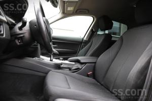 White BMW 320 2015 in Riga, with an engine capacity of 2.00 L and mileage of 183 thousand km for 12495 €, photo 13 on AUTOMOTO.COM.LV
